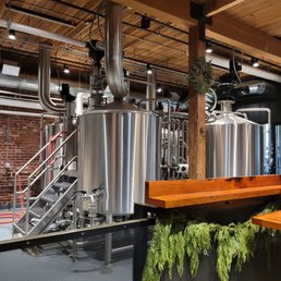 WAYFINDER BEER - Updated July 2025 - 499 Photos & 356 Reviews - 304 SE ...