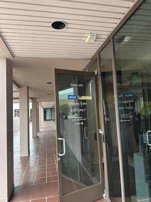 UCLA HEALTH ENCINO PRIMARY CARE - Updated October 2025 - 18 Photos & 87 ...