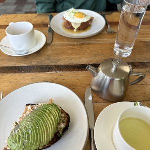 RIVERVIEW ESTATE BY BROPHY - Updated April 2025 - 72 Photos - 1650 ...