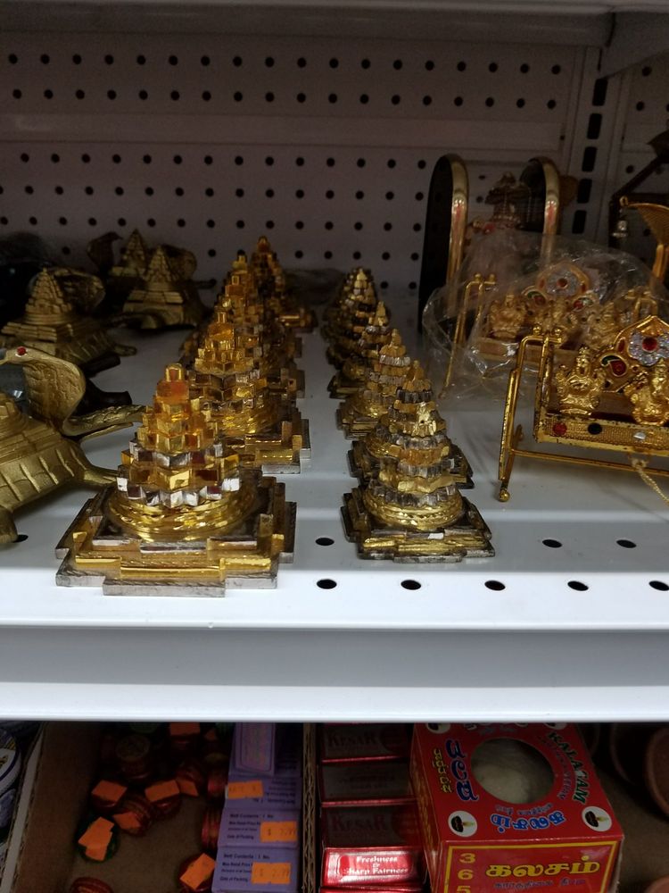AYURVEDA AND PUJA HUT - Updated May 2026 - 65 Photos - 3444 N ...