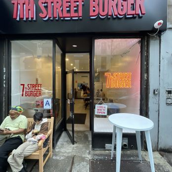 7TH STREET BURGER NOMAD - Updated July 2025 - 112 Photos & 36 Reviews ...