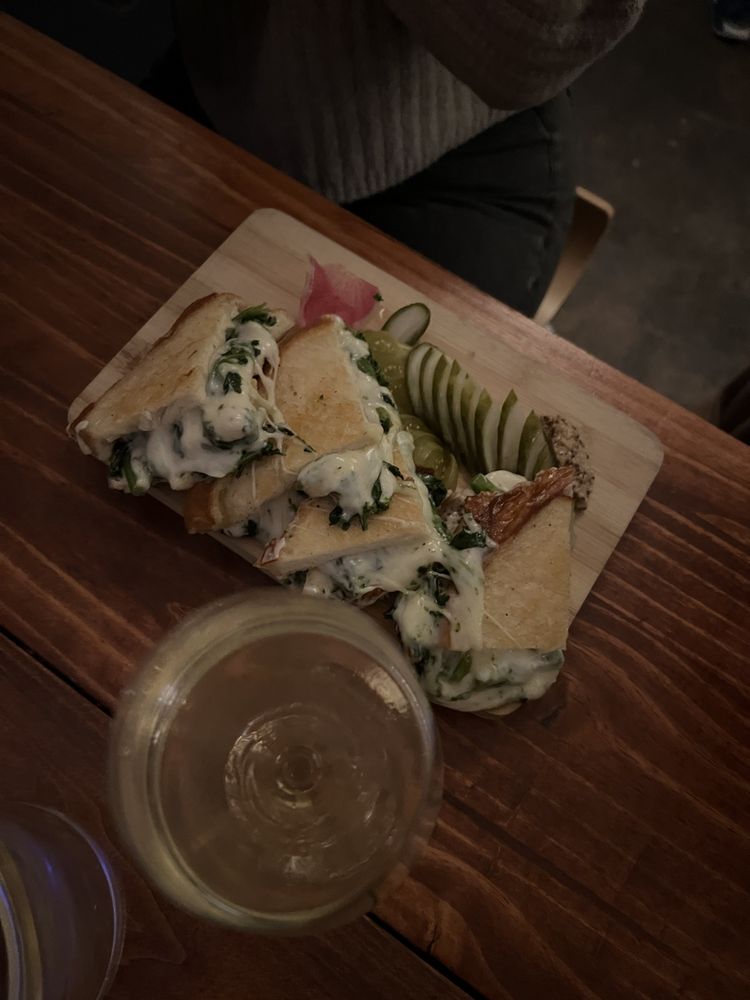 WAYSTONE - Updated August 2024 - 28 Photos & 46 Reviews - 1609 Powell ...