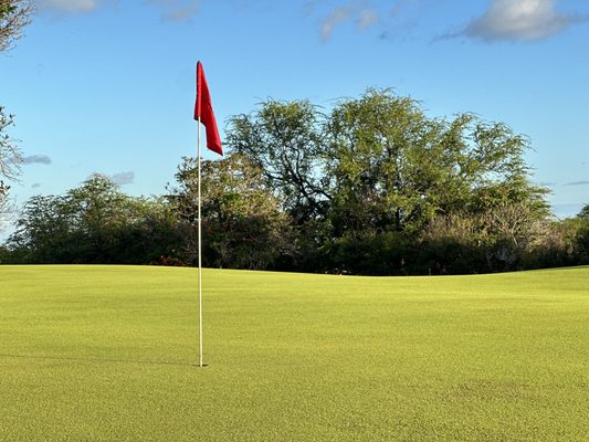 MAKAHA VALLEY COUNTRY CLUB - Updated August 2025 - 106 Photos & 26 ...