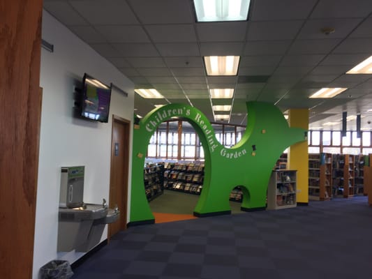 WESTMONT PUBLIC LIBRARY - Updated December 2025 - 18 Photos & 19 ...