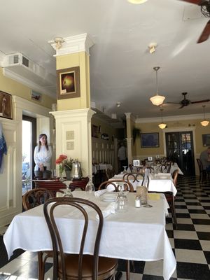 FRITZ AND FRITES - Updated January 2026 - 180 Photos & 303 Reviews ...