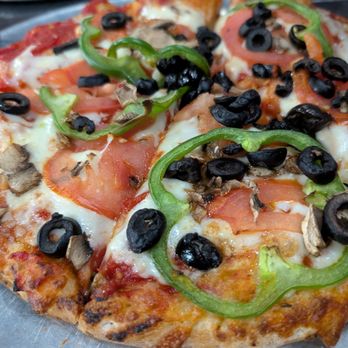 CALIENTE PIZZA & DRAFTHOUSE - Updated May 2025 - 11 Photos & 12 Reviews ...