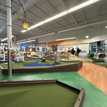 SUBPAR MINIATURE GOLF - Updated December 2025 - 475 Photos & 380 ...