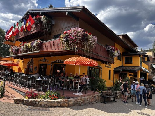 PEPI’S BAR & RESTAURANT - Updated January 2026 - 372 Photos & 440 ...