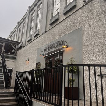 THE ICE PLANT - 3737 Photos & 2122 Reviews - 110 Riberia St, St ...