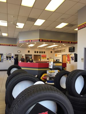 DOBBS TIRE & AUTO CENTERS - Updated January 2026 - 19 Photos & 105 Reviews - 99 Brentwood ...