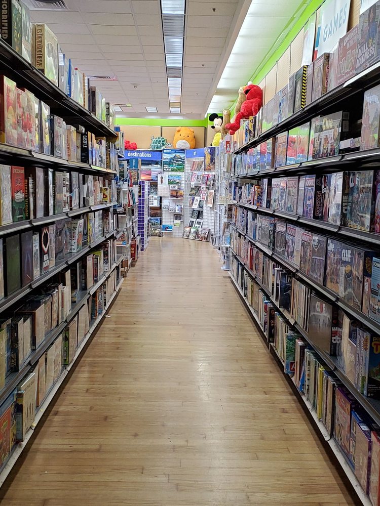 GO RETAIL GROUP - Updated December 2025 - 47 Photos - 46-056 Kamehameha ...