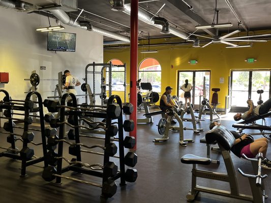 FIVE STAR GYM-DESERT HOT SPRINGS - Updated October 2025 - 145 Photos ...