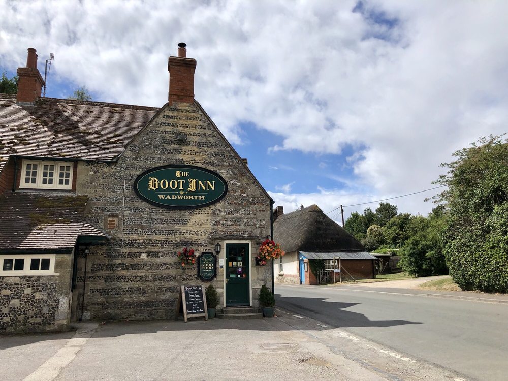 THE BOOT INN - Updated July 2025 - 20 Photos - High Street ...