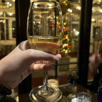 CAFE NELL - Updated January 2025 - 402 Photos & 718 Reviews - 1987 NW ...