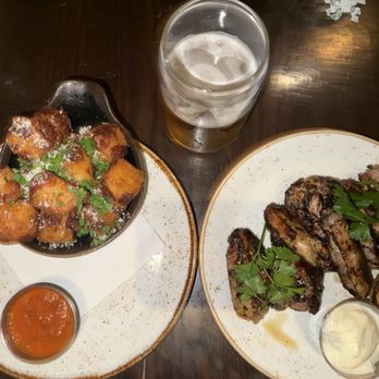 RED RABBIT MINNEAPOLIS - Updated December 2025 - 1506 Photos & 1052 ...