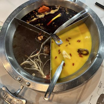 QIAO LIN HOTPOT - CHICAGO DOWNTOWN - Updated November 2024 - 100 Photos ...