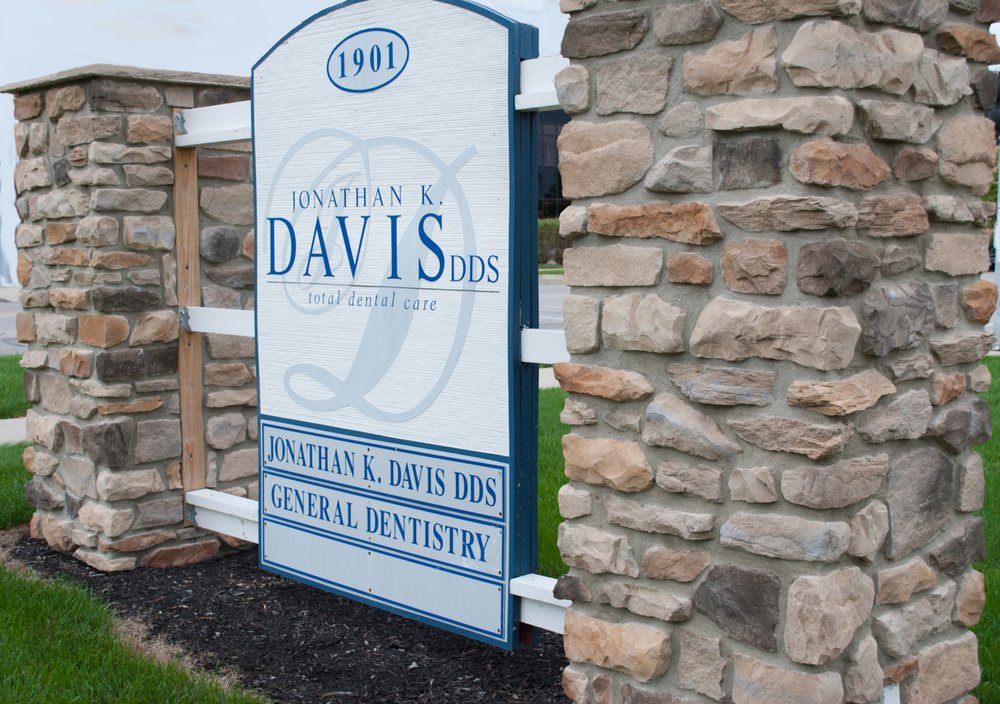 JONATHAN K. DAVIS, DDS - Updated December 2025 - 1901 S Main St ...