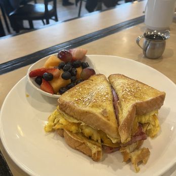 COSMOS RESTAURANT - Updated May 2025 - 130 Photos & 107 Reviews - 9807 ...