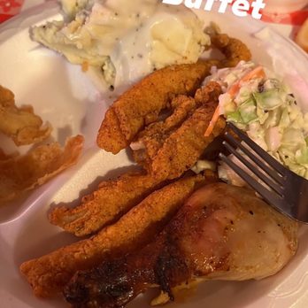 SPRINGHILL RESTAURANT - 202 Photos & 207 Reviews - 2505 W Pecan St ...