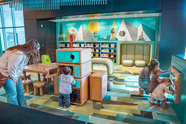 REDMOND LIBRARY - Updated December 2025 - 17 Photos - 827 SW Deschutes ...