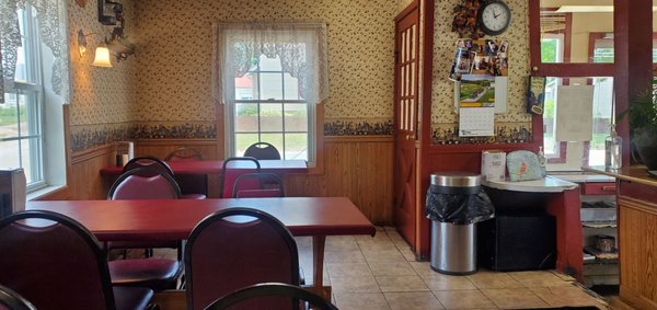 KILLBUCK SWEET SHOPPE - Updated October 2025 - 675 N Main St, Killbuck ...