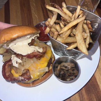 105-TEN BAR & GRILL - Updated December 2025 - 152 Photos & 197 Reviews ...