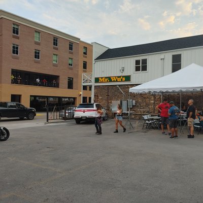 MR WU’S - Updated October 2025 - 15 Photos & 20 Reviews - 560 Main St ...
