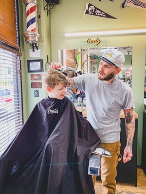WARFLEIGH BARBER SHOP - 25 Photos & 97 Reviews - 826 Broad Ripple Ave ...