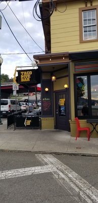 PEEKSKILL METRO NORTH TRAIN STATION - 18 Photos - 300 Railroad Ave ...