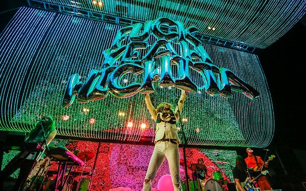 WAVE - Updated October 2025 - 65 Photos - 18 Reviews - 650 E 2nd St N ...