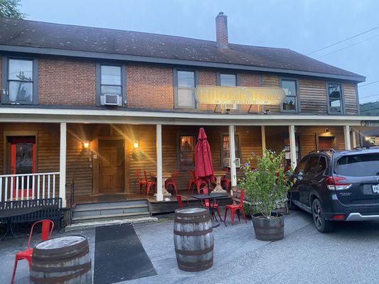 HILLSDALE HOUSE - Updated September 2025 - 143 Photos & 30 Reviews - 1 ...