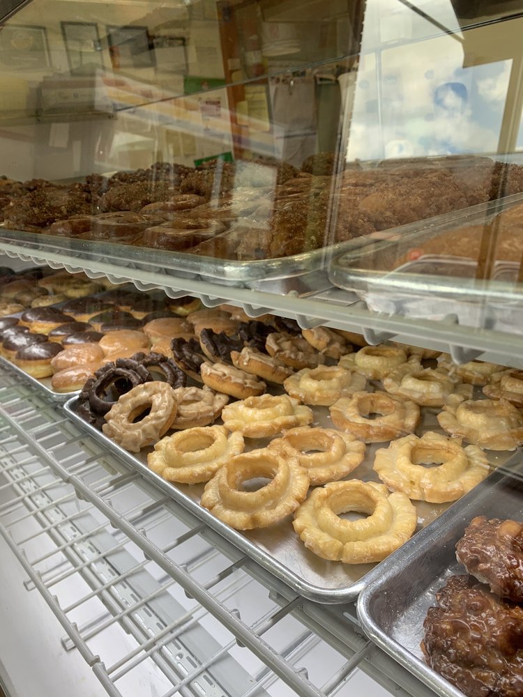 DANNY’S DONUTS - Updated June 2025 - 53 Photos & 116 Reviews - 417 Main ...