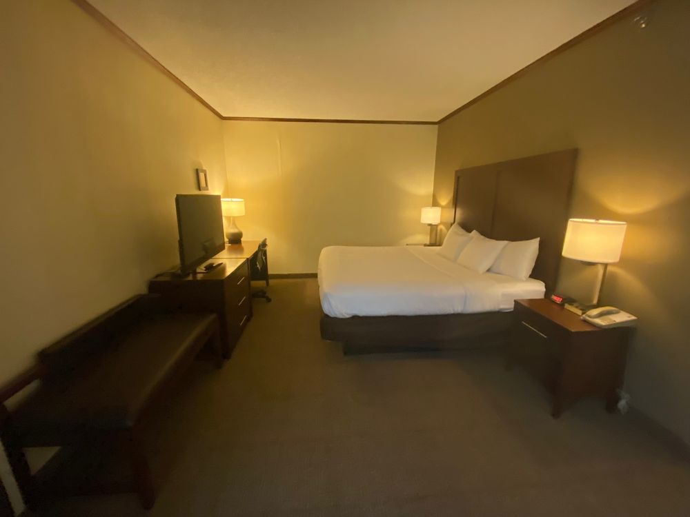 COMFORT INN & SUITES ARDMORE - Updated June 2025 - 45 Photos & 18 ...