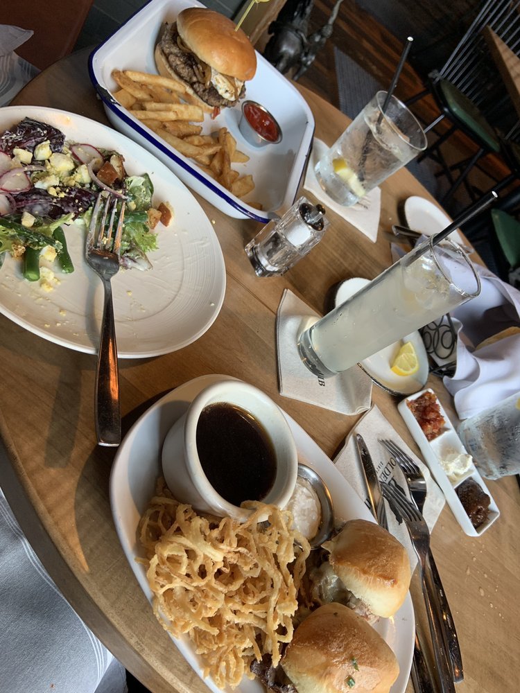 The Golden Lamb - 323 Photos & 217 Reviews - American (Traditional ...