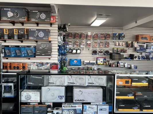 GM ELECTRONICS - Updated December 2025 - 106 Photos & 237 Reviews ...