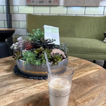 THE TABLE PUBLIC HOUSE - Updated March 2025 - 63 Photos & 63 Reviews ...