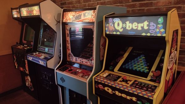 SHAKEY’S PIZZA PARLOR - 219 Photos & 151 Reviews - 2890 Olive Hwy ...