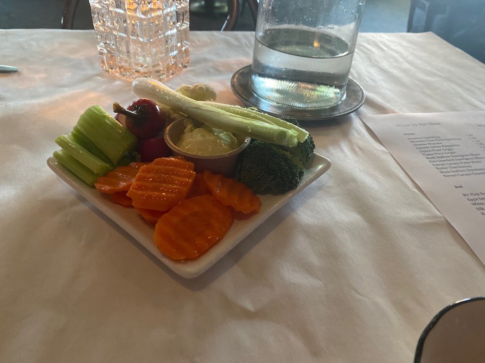 PINEWOOD SUPPER CLUB - 65 Photos & 66 Reviews - 1208 Half Moon Lake Dr ...