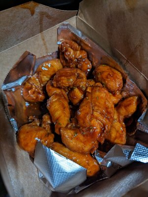 WINGZ AND TINGZ - Updated December 2025 - 41 Photos & 52 Reviews - 94 ...