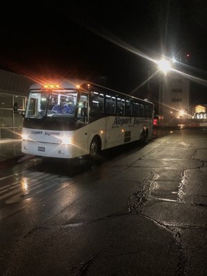 GROOME TRANSPORTATION - Updated August 2025 - 74 Photos & 224 Reviews ...