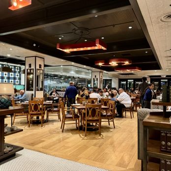 KING’S FISH HOUSE - PINE AVE - Updated May 2024 - 2504 Photos & 2074 ...