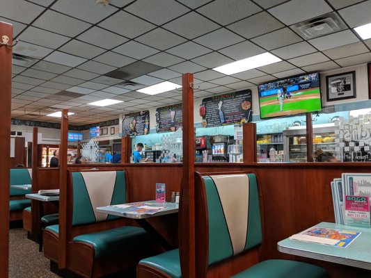 KRISCH’S RESTAURANT & ICE CREAM PARLOUR - 284 Photos & 428 Reviews ...