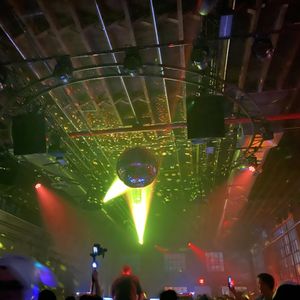 CLUB 101 - Updated December 2025 - 11 Photos - 101 Park Ave Uppr 3, New ...