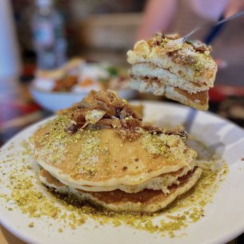 BROOKLINE LUNCH - Updated October 2024 - 577 Photos & 669 Reviews - 9 ...