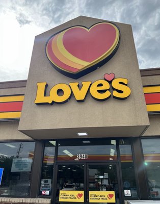 LOVE’S TRAVEL STOP - Updated October 2025 - 26 Photos & 18 Reviews ...