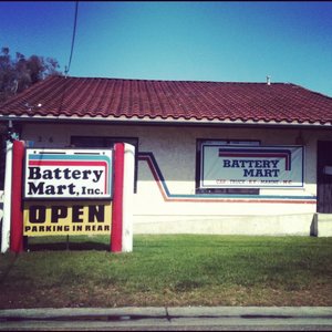 BATTERIES PLUS - Updated October 2025 - 21 Photos - 2612 South Bristol ...