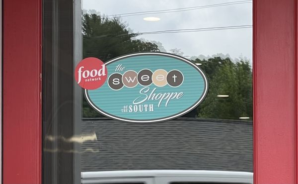 THE SWEET SHOPPE - 129 Photos & 110 Reviews - 721 East Main St, Blue ...