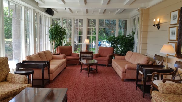 DONALDA CLUB - Updated December 2025 - 11 Photos - 12 Bushbury Drive ...