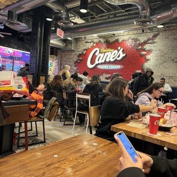 RAISING CANE’S CHICKEN FINGERS - Updated October 2024 - 401 Photos ...