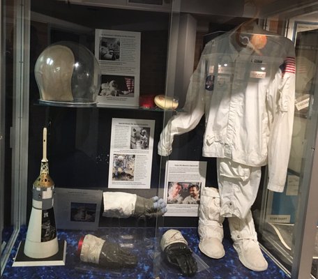 CERNAN EARTH AND SPACE CENTER - Updated April 2025 - 10 Reviews - 2000 ...